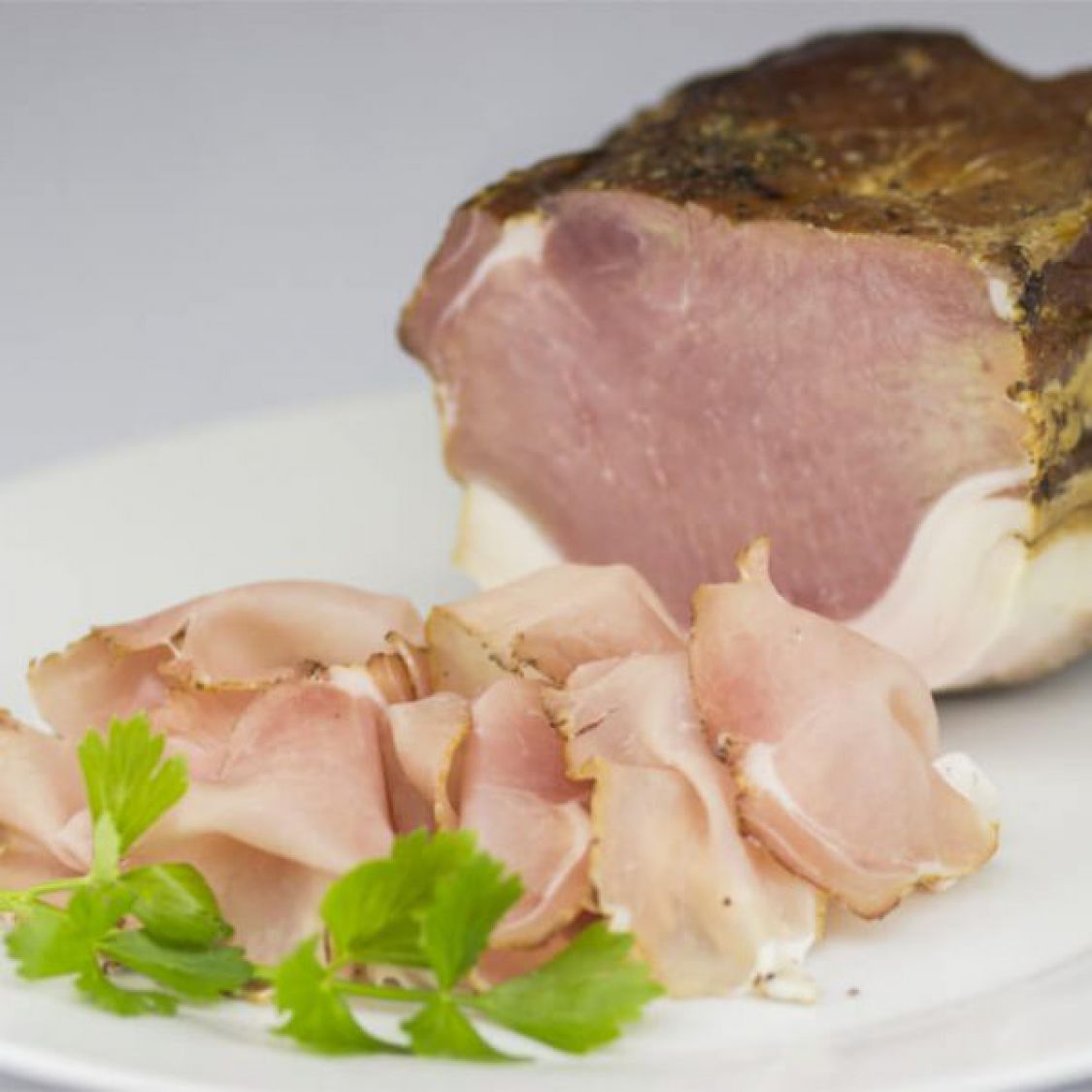 Karree-Speck, gerollt & geselcht - Ab Hof Familie Bayer - Bauernladen
